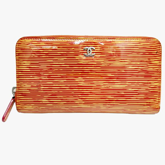 CHANEL | Bags | Chanel Round Long Wallet Coco Mark Patent Leather ...